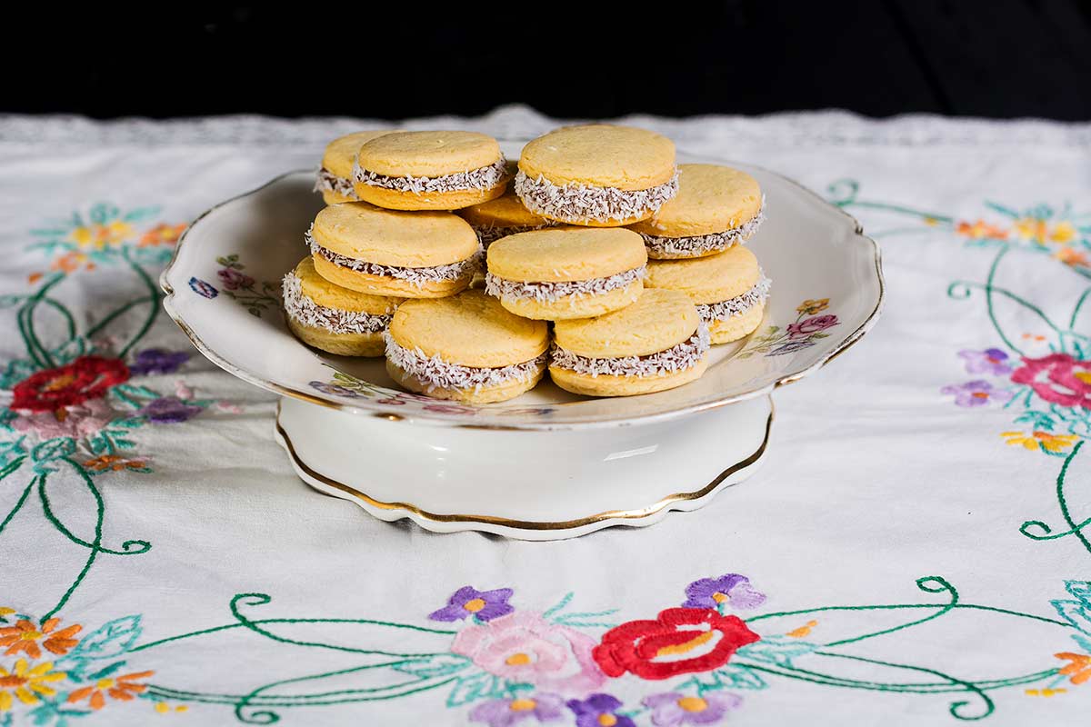 Alfajores de MAIZENA y dulce de leche - La Cocina de Frabisa La Cocina ...