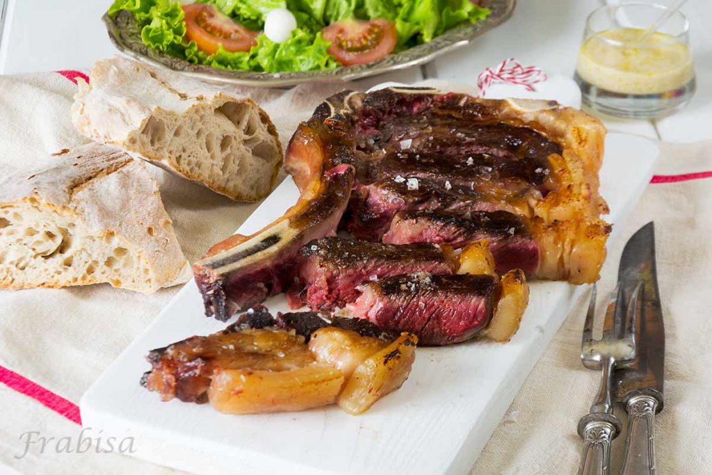 Chuleton de Vaca a la plancha con guarnición - La Cocina de Frabisa La ...