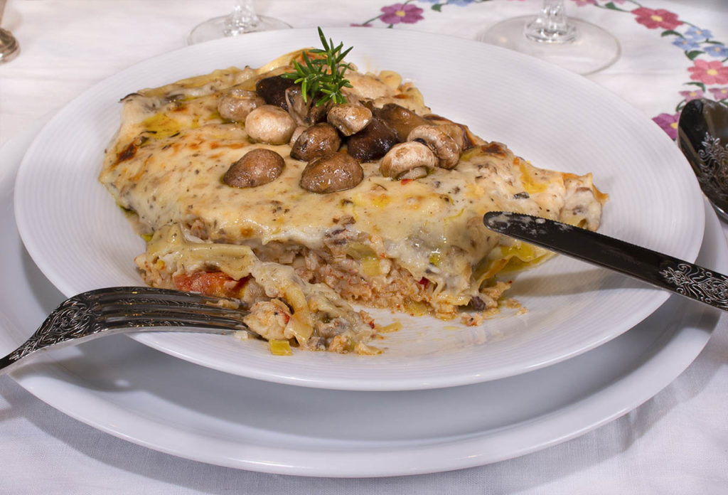 Lasaña de merluza fresca y bechamel de setas. - La Cocina de Frabisa La ...