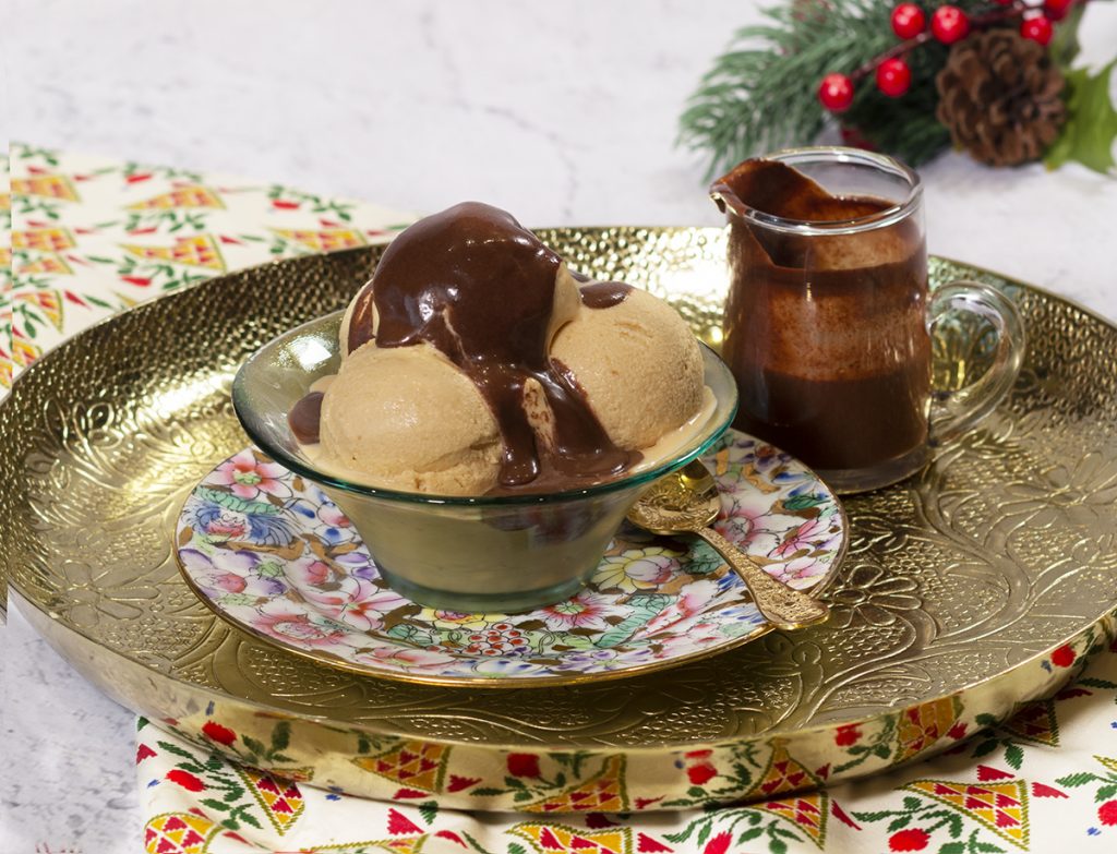 Helado de turrón con salsa de chocolate - La Cocina de Frabisa La ...