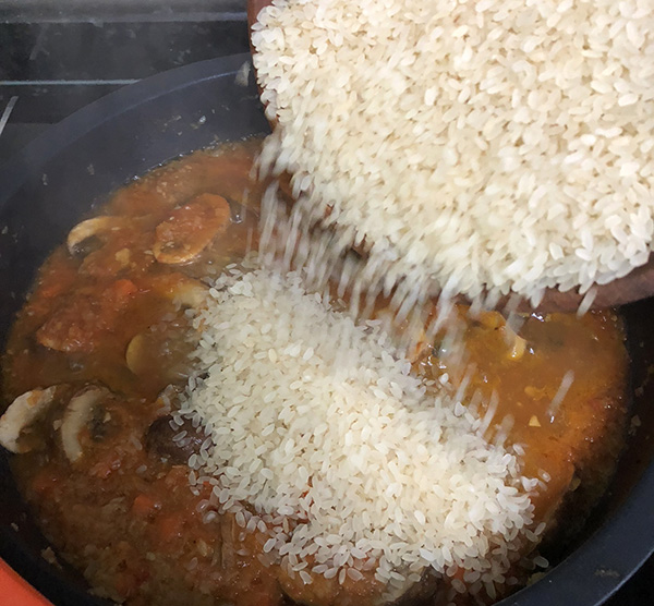 Arroz con chicharrones y mejillones. - La Cocina de Frabisa La Cocina ...