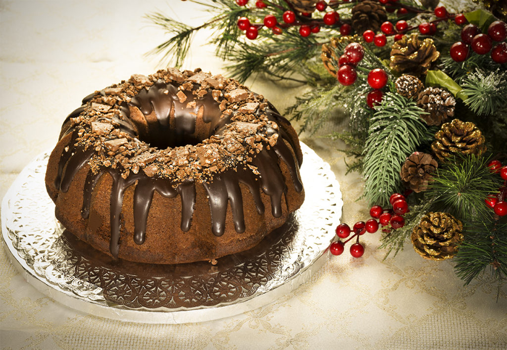 Bundt cake de turrón Suchard y chocolate - La Cocina de Frabisa La ...