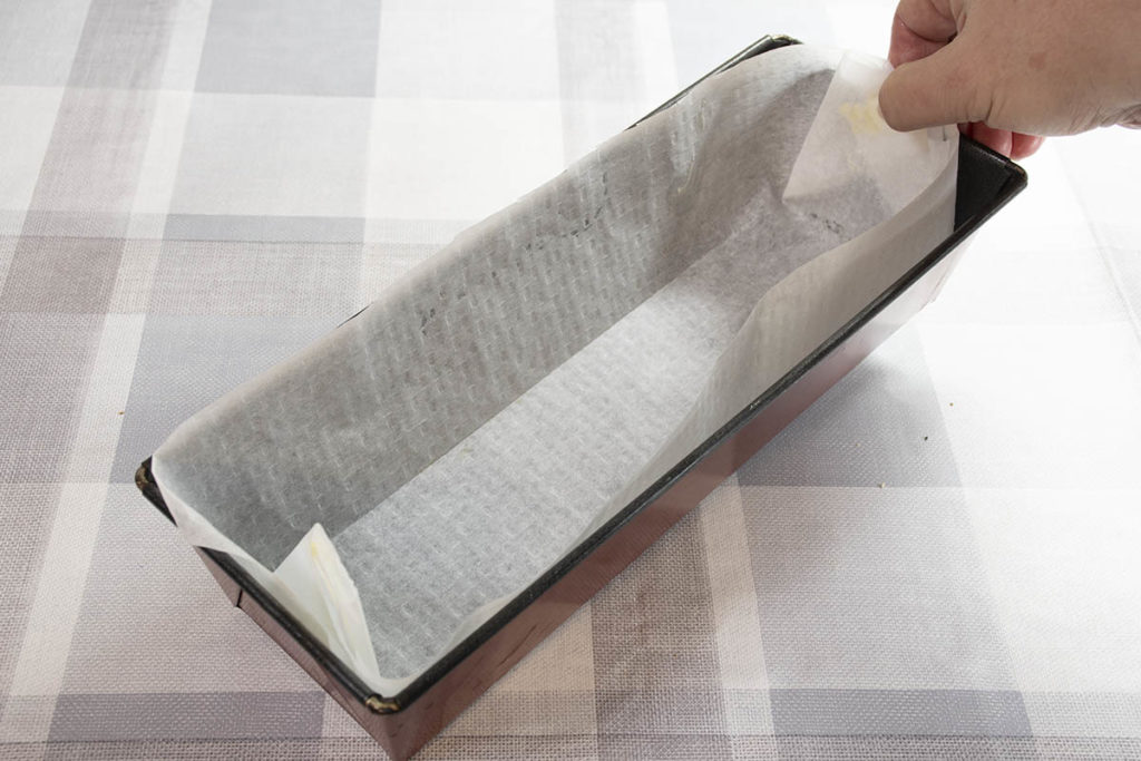 Cómo forrar un molde de bizcocho en 30 SEGUNDOS - La Cocina de Frabisa ...