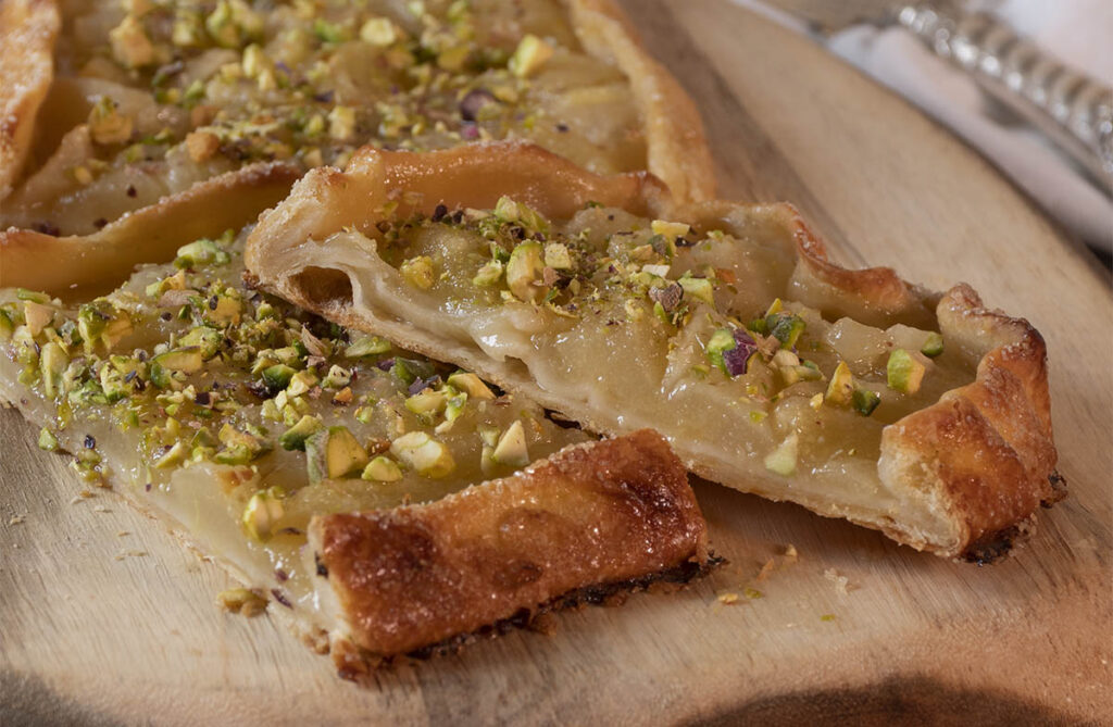 Pastel de pera con masa de empanada - La Cocina de Frabisa La Cocina de ...