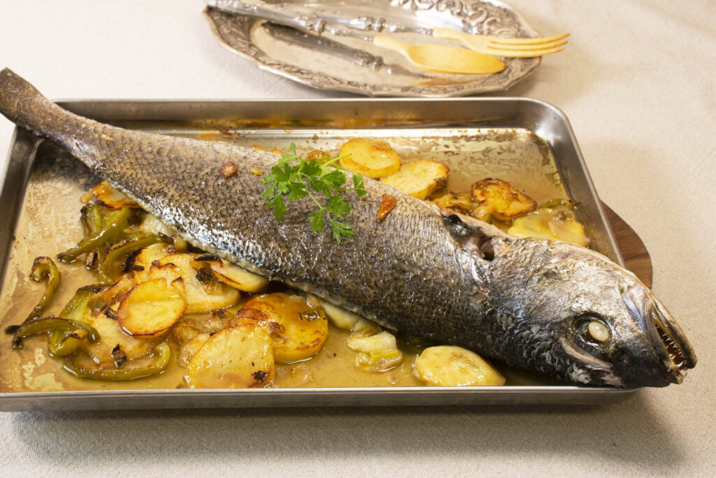 Corvina asada al horno. Una receta SENCILLA para un pescado delicioso ...