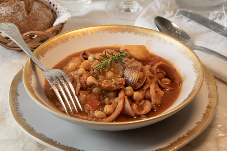 Guiso de choupa/pota con almejas y garbanzos. - La Cocina de Frabisa La ...